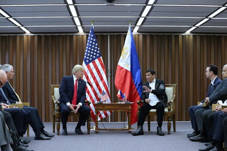 1024px-Donald_Trump_and_Rodrigo_Duterte_in_Manila_(5) - Foreign Policy ...