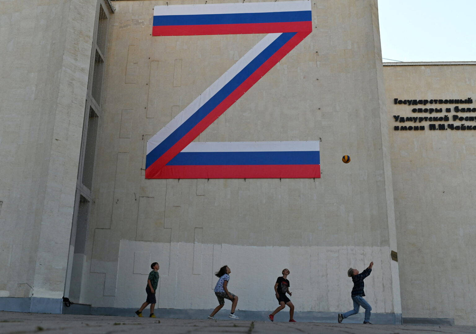 The Roots of Russian Military Dysfunction - Foreign Policy Research ...